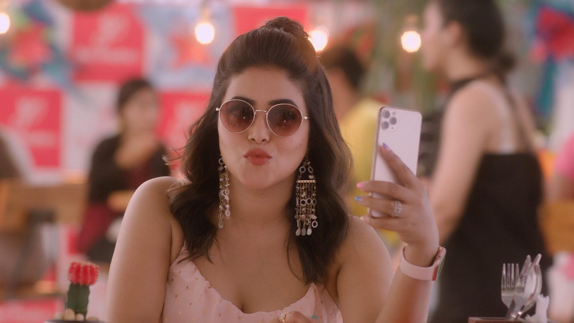 Watch Drama Queen S1 E3 From 3 Roses Web Series Online - Aha